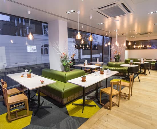 Restaurant | Dining | DoubleTree by Hilton London - Hyde Park